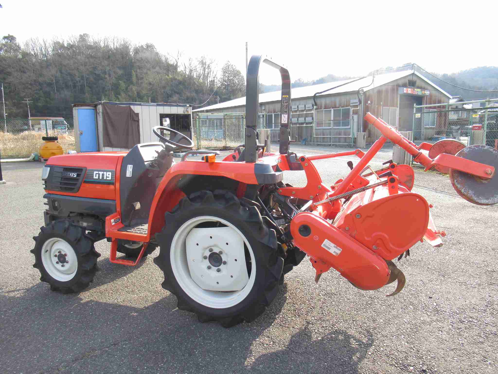 Kubota GT19 406時間 19馬力 | トラクター | 商品一覧 | 優良中古農機具を買うなら福治商会！